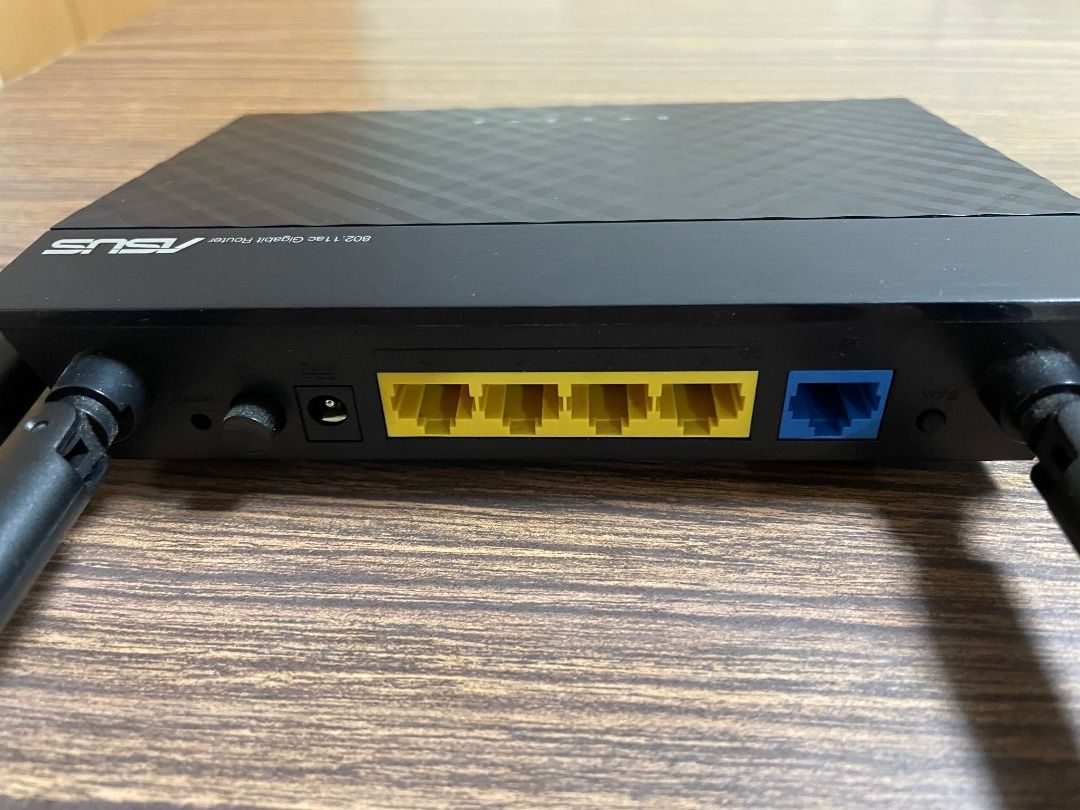 Asus wireless router AC-1300, 電腦＆科技, 電腦周邊及配件, Wifi及上網相關產品 - Carousell