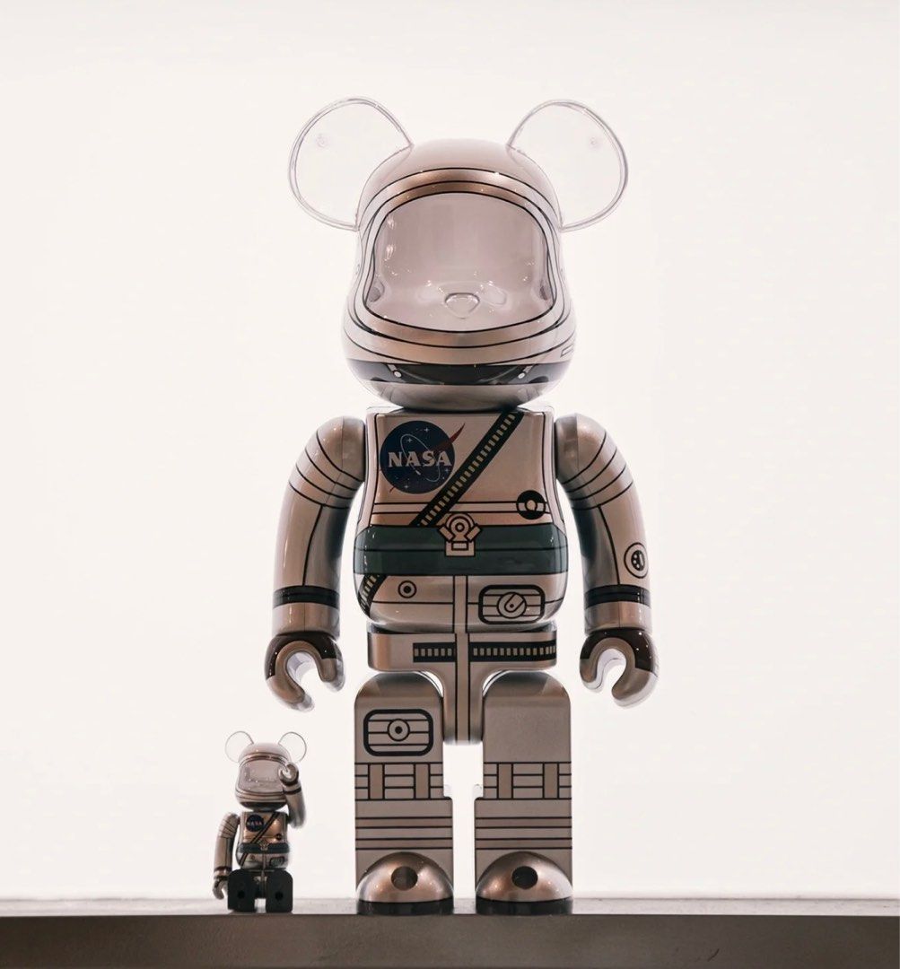 Bearbrick Nasa project mercury astronaut 400% 100% 太空人, 興趣及遊戲, 玩具 & 遊戲類 ...