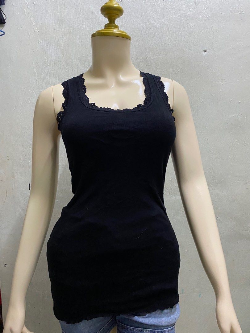 black sando with pattern, Women's Fashion, Tops, Sleeveless on Carousell
