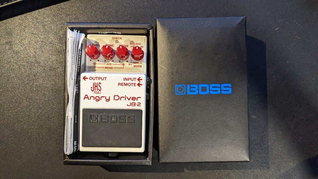 Boss JHS Angry Driver + JHS Red Remote, Hobbies & Toys, Music & Media ...