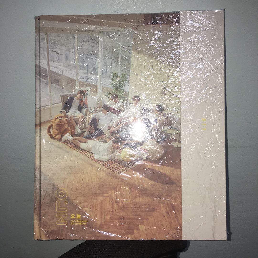 BTS ONEUL PHOTOBOOK EXHIBITION, Hobbies & Toys, Memorabilia ...