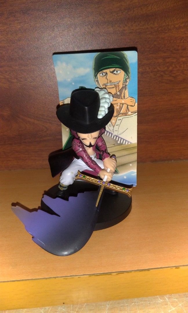 Chibi One Piece Dracule Mihawk Set + Freebies, Hobbies & Toys, Toys ...