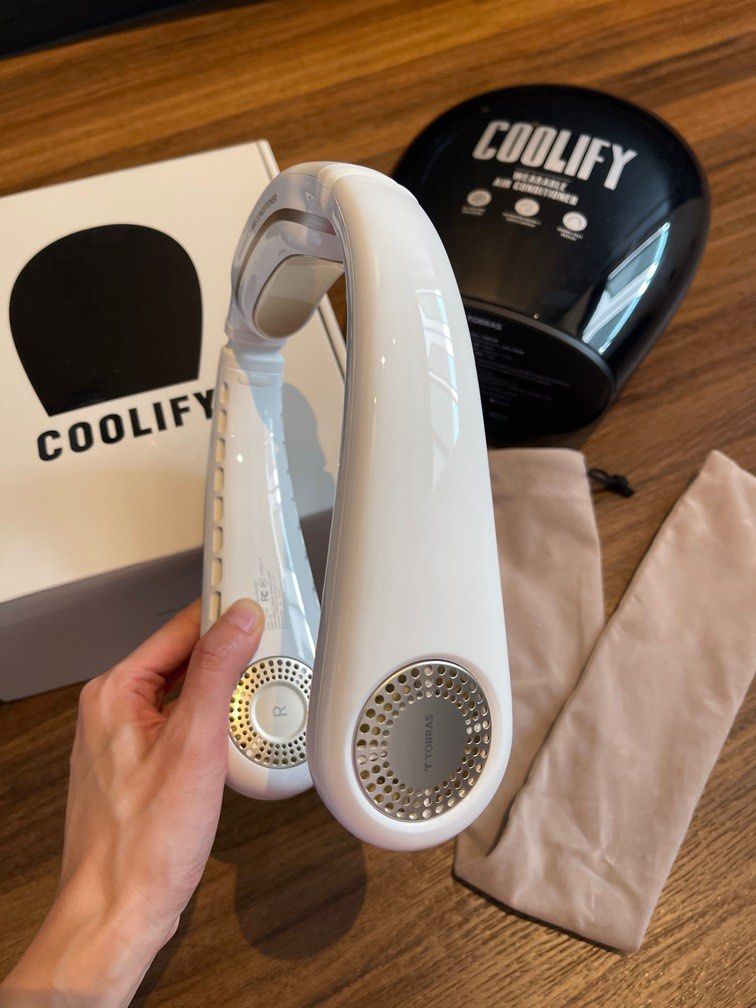 Coolios wearable air conditioner, Mobile Phones & Gadgets, Wearables ...