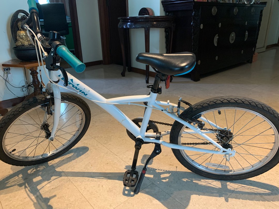 Decathlon B-TWIN child bike (Aged 8+), Sports Equipment, Bicycles ...