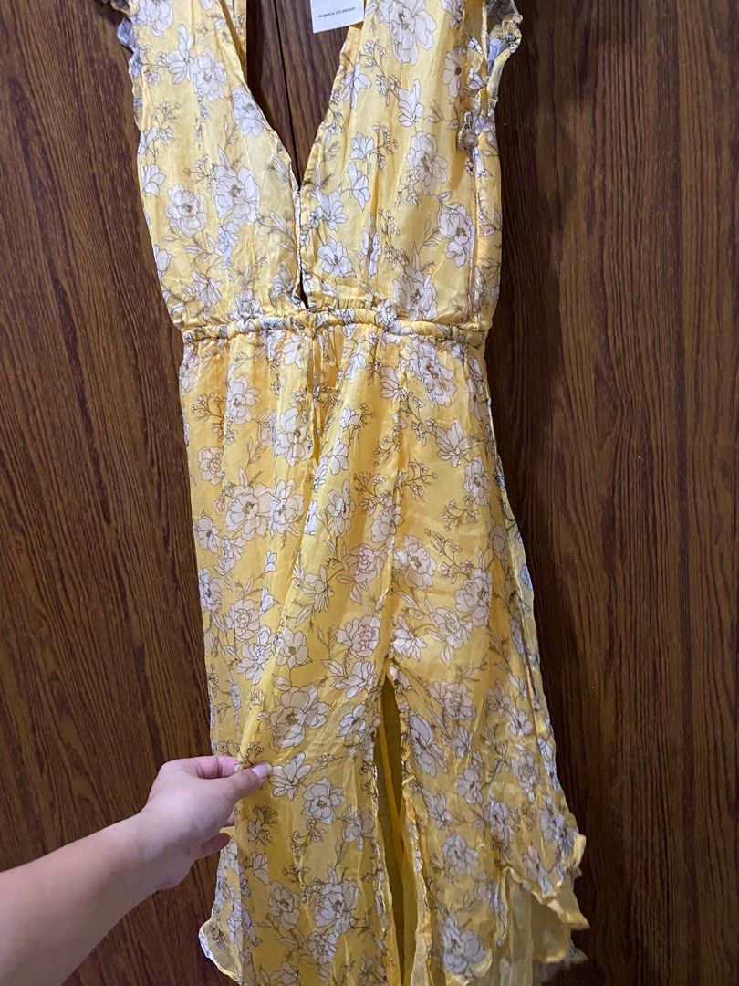 Dizzy lizzy slit dress, Women's Fashion, Dresses & Sets, Dresses on ...