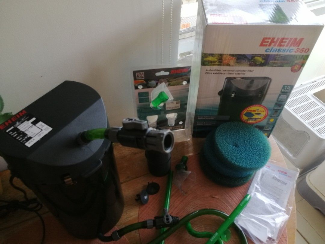Eheim Classic 350 Canister Filter + flow pipe and pre-filter, Pet Supplies, Homes & Other Pet ...