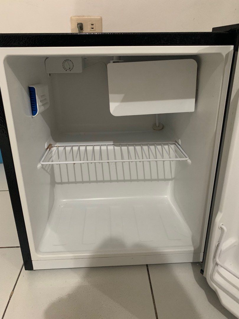 everest mini ref, TV & Home Appliances, Kitchen Appliances ...