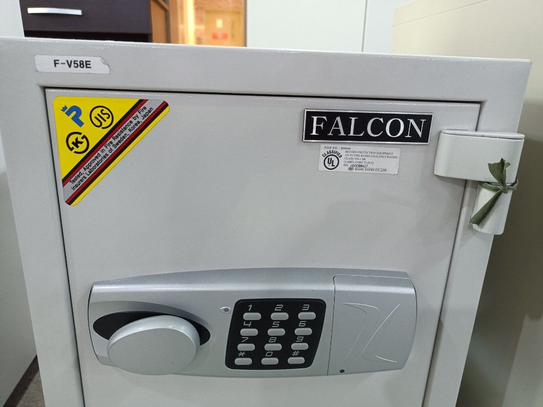 falcon safety vault #f-v58e, Furniture & Home Living, Home Improvement ...