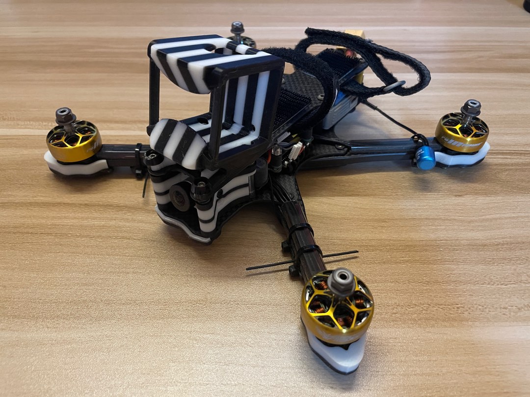 FPV QUAD 5inch BNF, Photography, Drones on Carousell