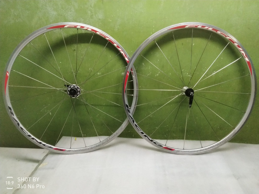 Fulcrum 5 evolution wheelset, Sports Equipment, Bicycles & Parts ...