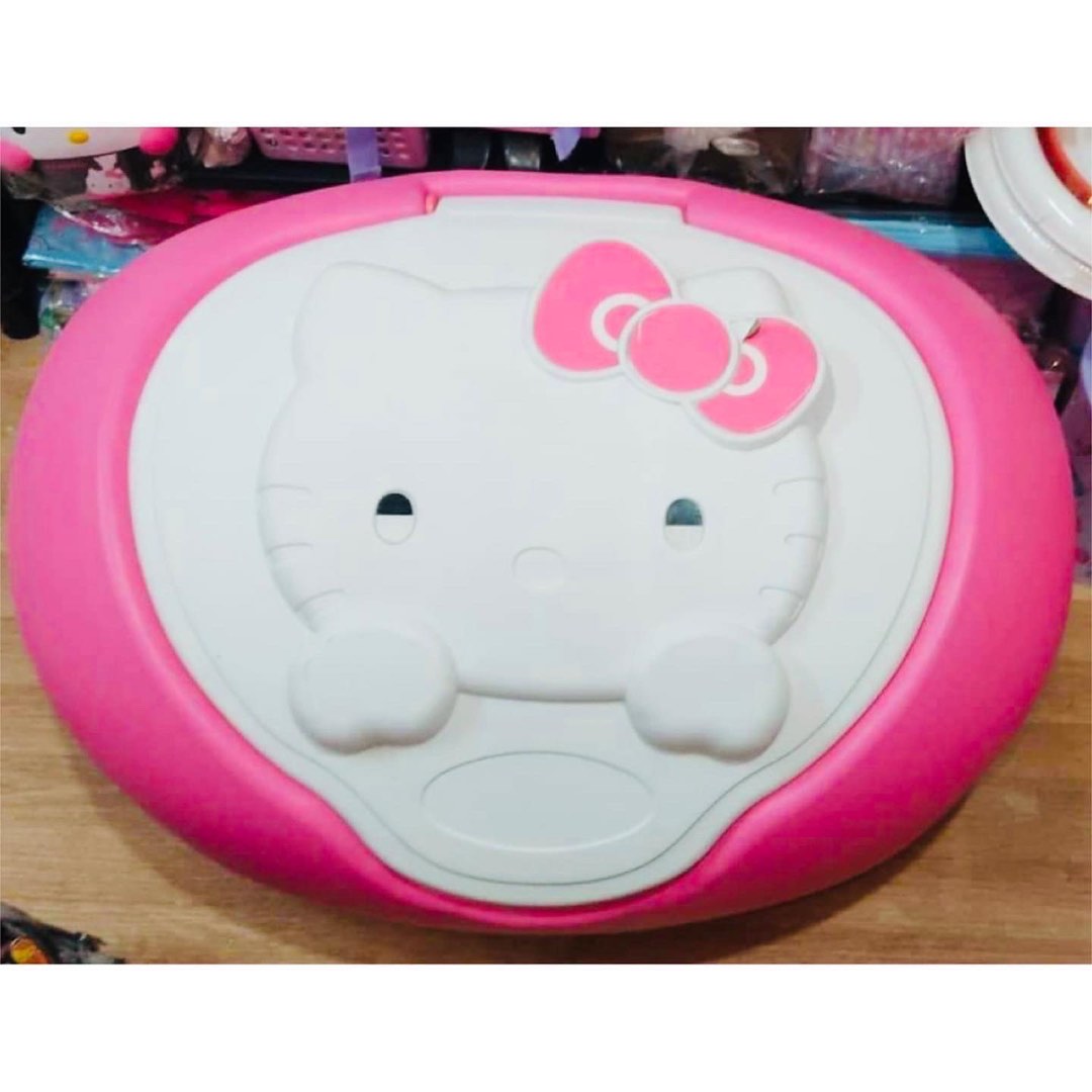 GIANT Hello Kitty Plastic Storage Box with Lid, Furniture & Home Living ...