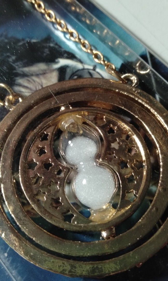 Harry Potter Hermione's Time Turner, Hobbies & Toys, Memorabilia ...