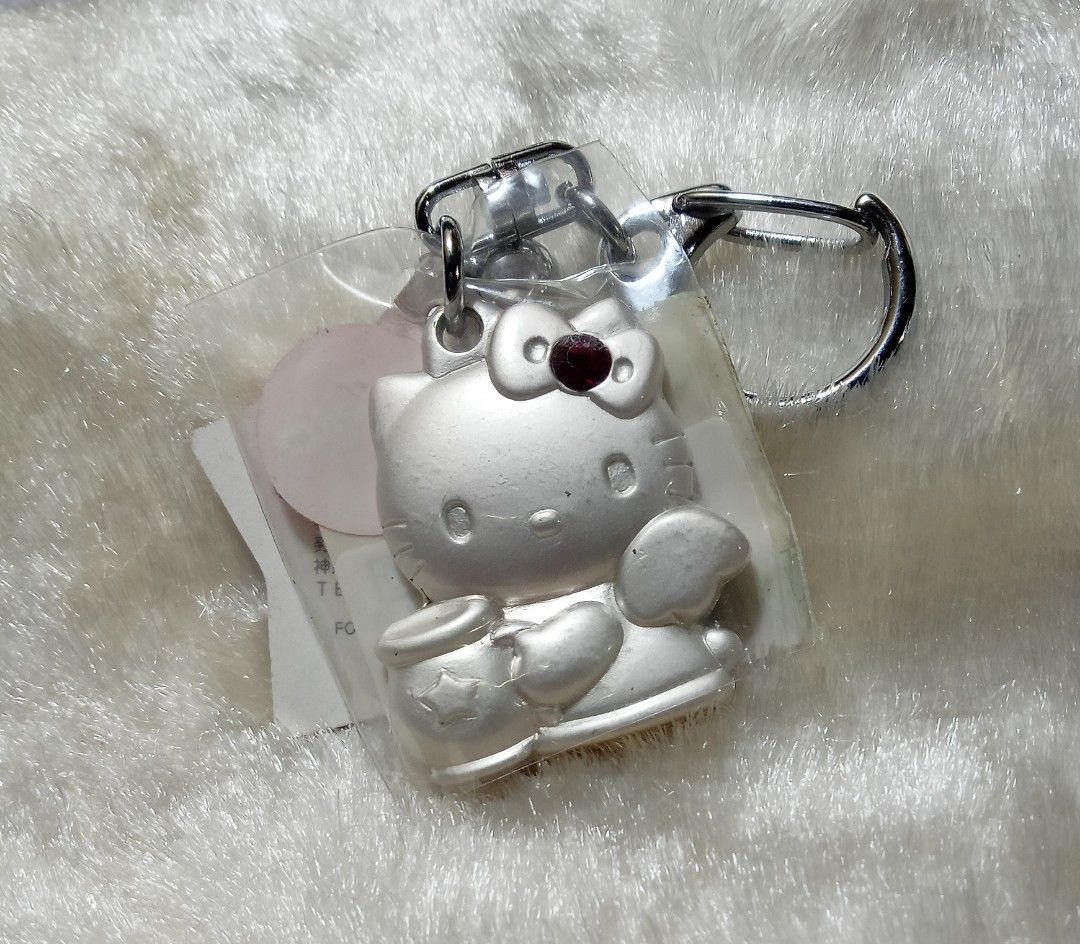 HELLO KITTY Steel Keychain Sanrio Japan, Women's Fashion, Jewelry ...