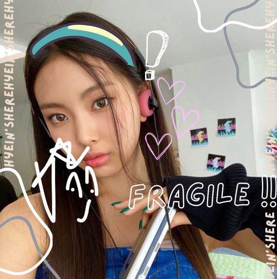 hyein mailing stickers, Hobbies & Toys, Memorabilia & Collectibles, K ...