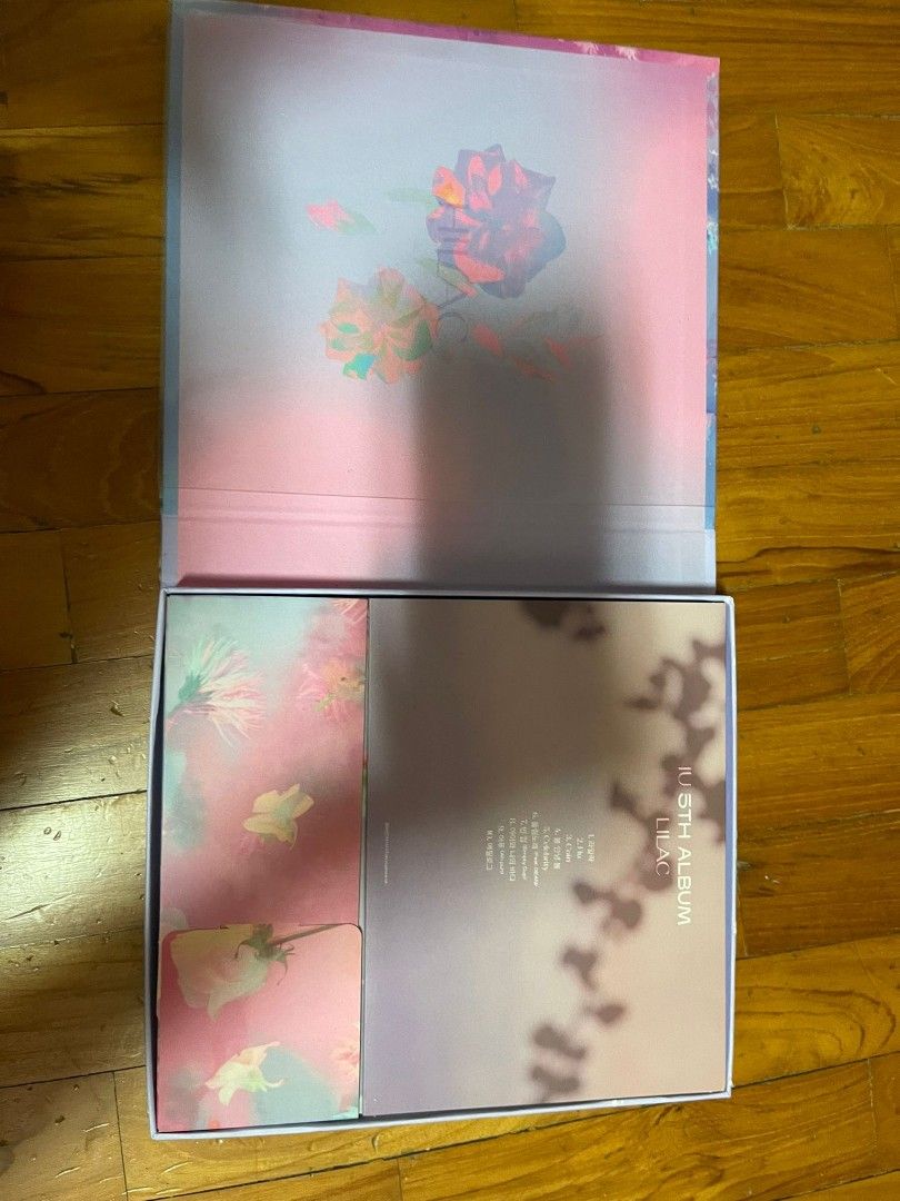 iu lilac album with pc included, Hobbies & Toys, Music & Media, CDs ...