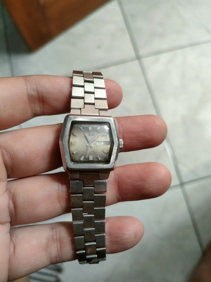 Jam Tangan Merek Seiko 5 Automatic, Fesyen Wanita, Jam Tangan di Carousell
