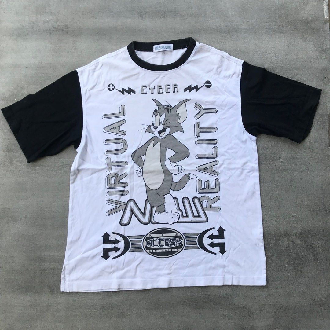 Kaos tom and jerry big print, Fesyen Pria, Pakaian , Atasan di Carousell