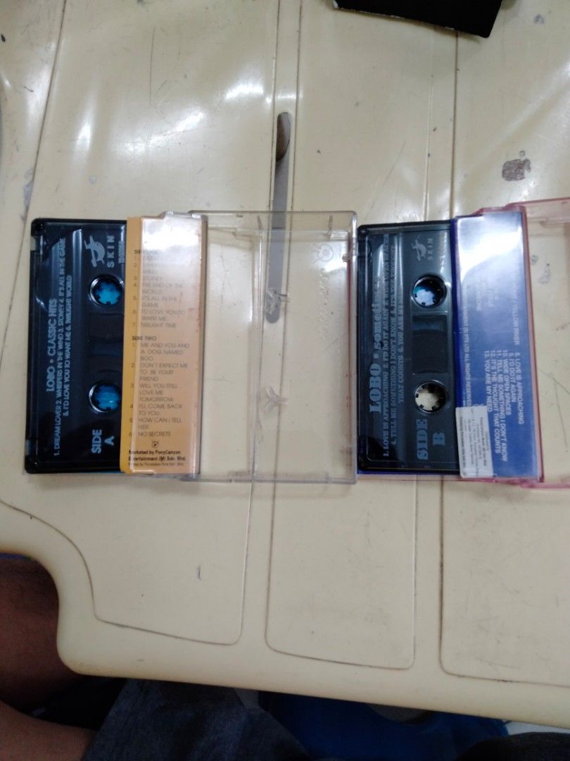 Labo classic hits cassette tape, Hobbies & Toys, Music & Media, CDs ...