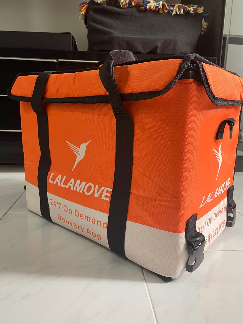 LalaMove delivery bag, Motorcycles, Motorcycle Accessories on Carousell