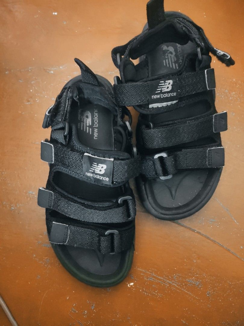 New balance sandals, Women's Fashion, Footwear, Flats & Sandals on ...