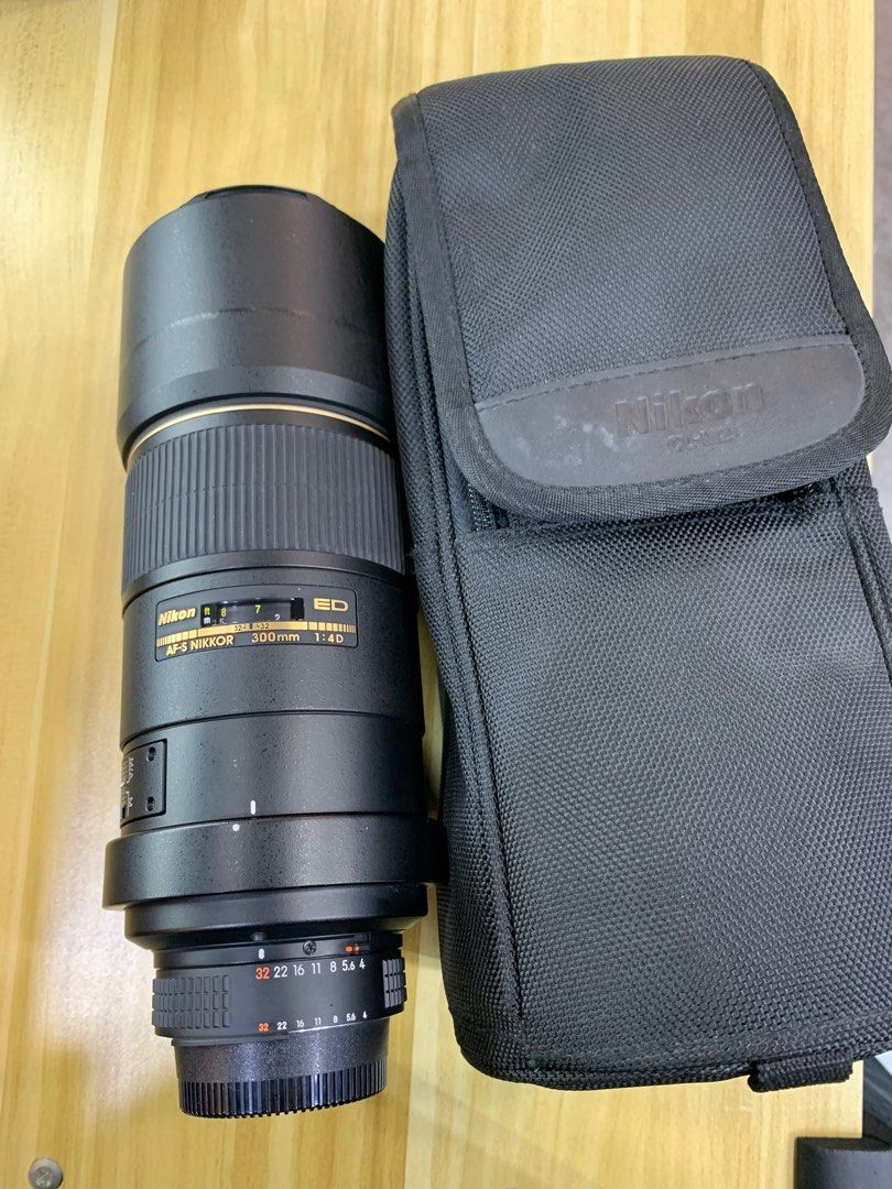 Nikon AF-S 300mm f4 D 300 4 384, 攝影器材, 鏡頭及裝備 - Carousell
