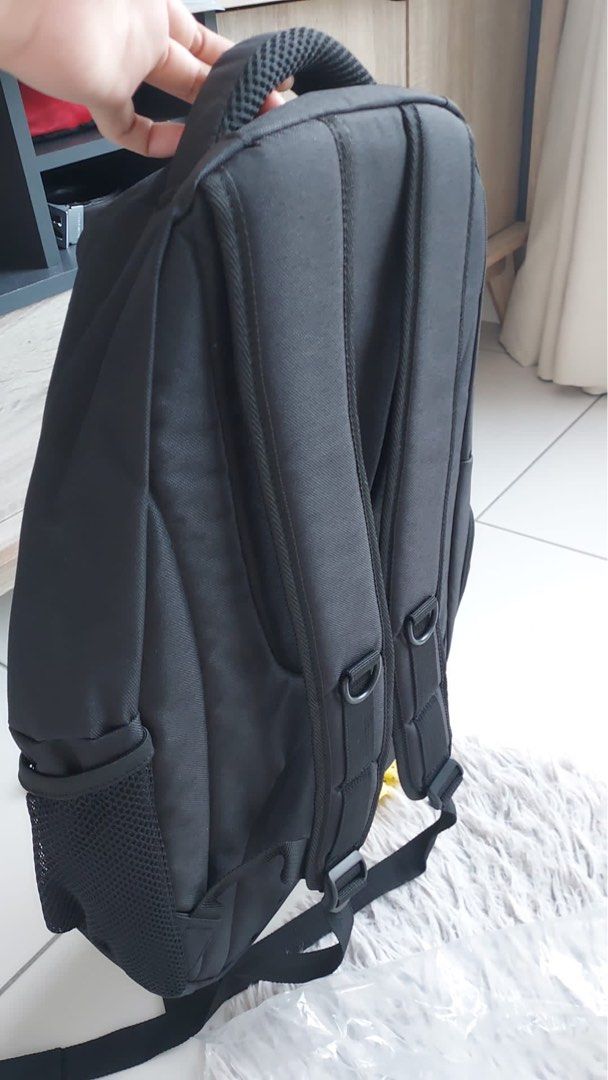 Normal Backpack, Men's Fashion, Bags, Backpacks on Carousell