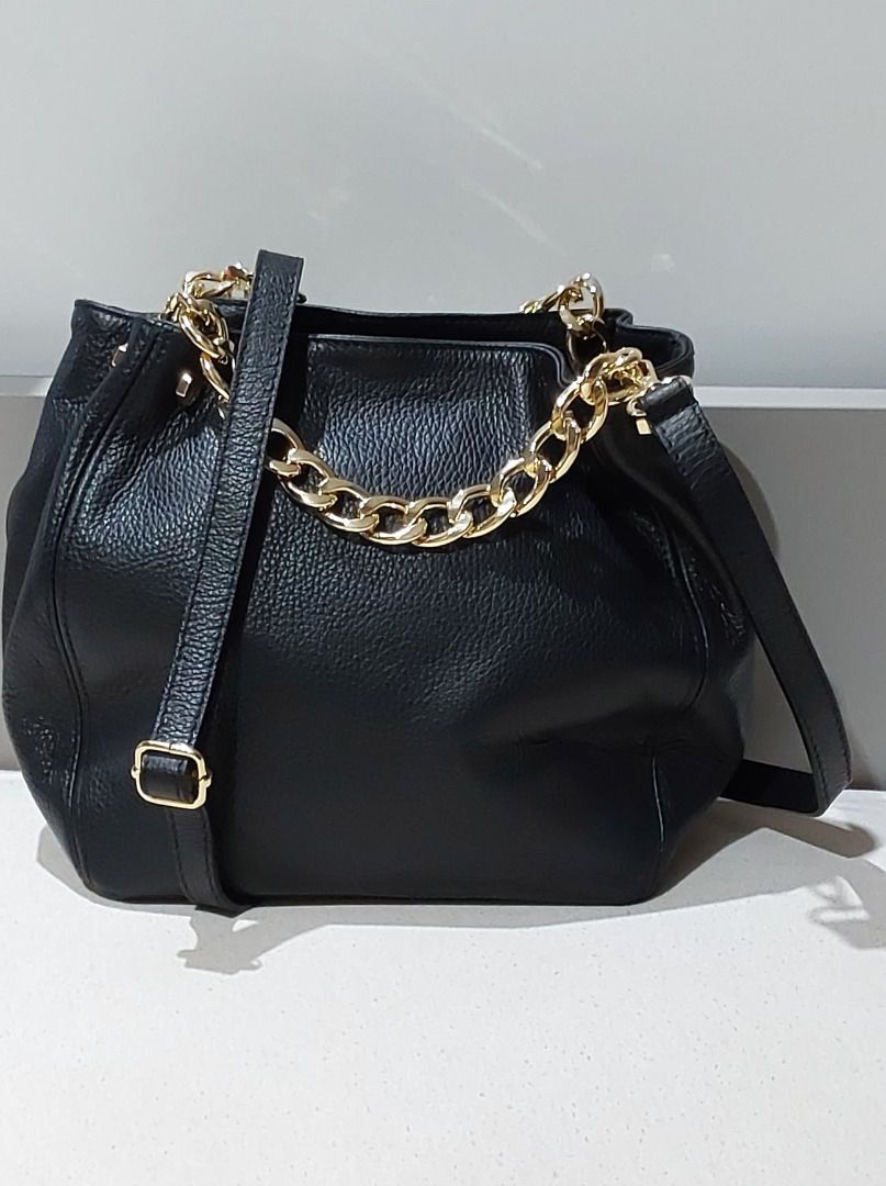 Pebbled leather chain handle bag, Women's Fashion, Bags & Wallets ...
