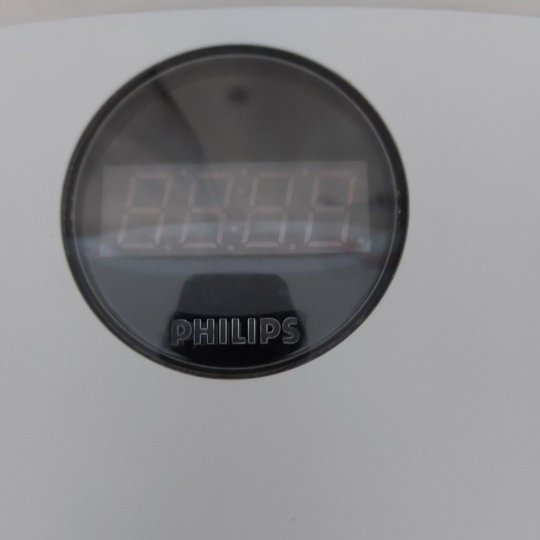 Philips digital weighing scale, Health & Nutrition, Health Monitors ...