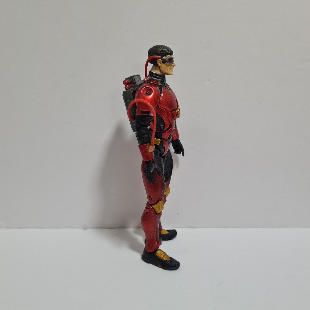 [Pre-Owned] Marvel X-Men Cyclops Ruby Quartz Armour Action Figure ...