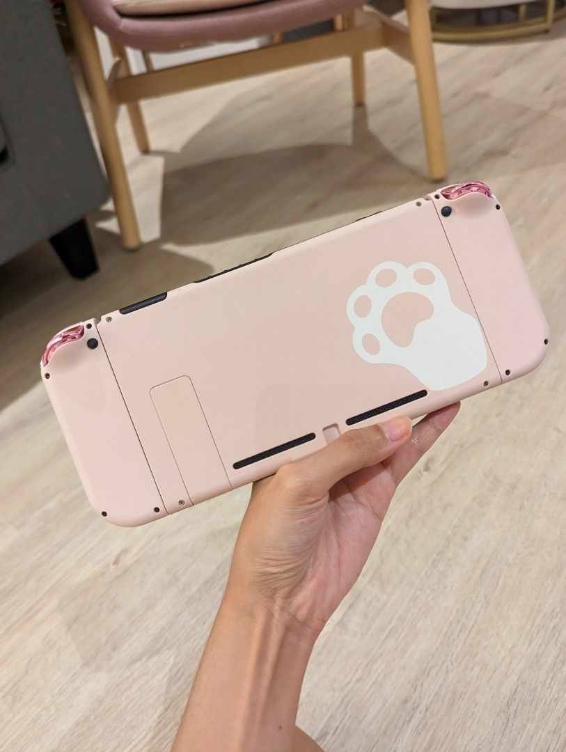 RARE Pink Nintendo Switch Gen 1, Video Gaming, Video Game Consoles ...