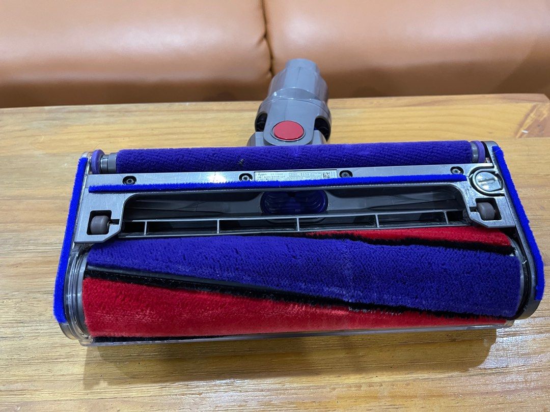 Refurb Dyson Fluffy roller head V7 V8 V10 V11, TV & Home Appliances ...