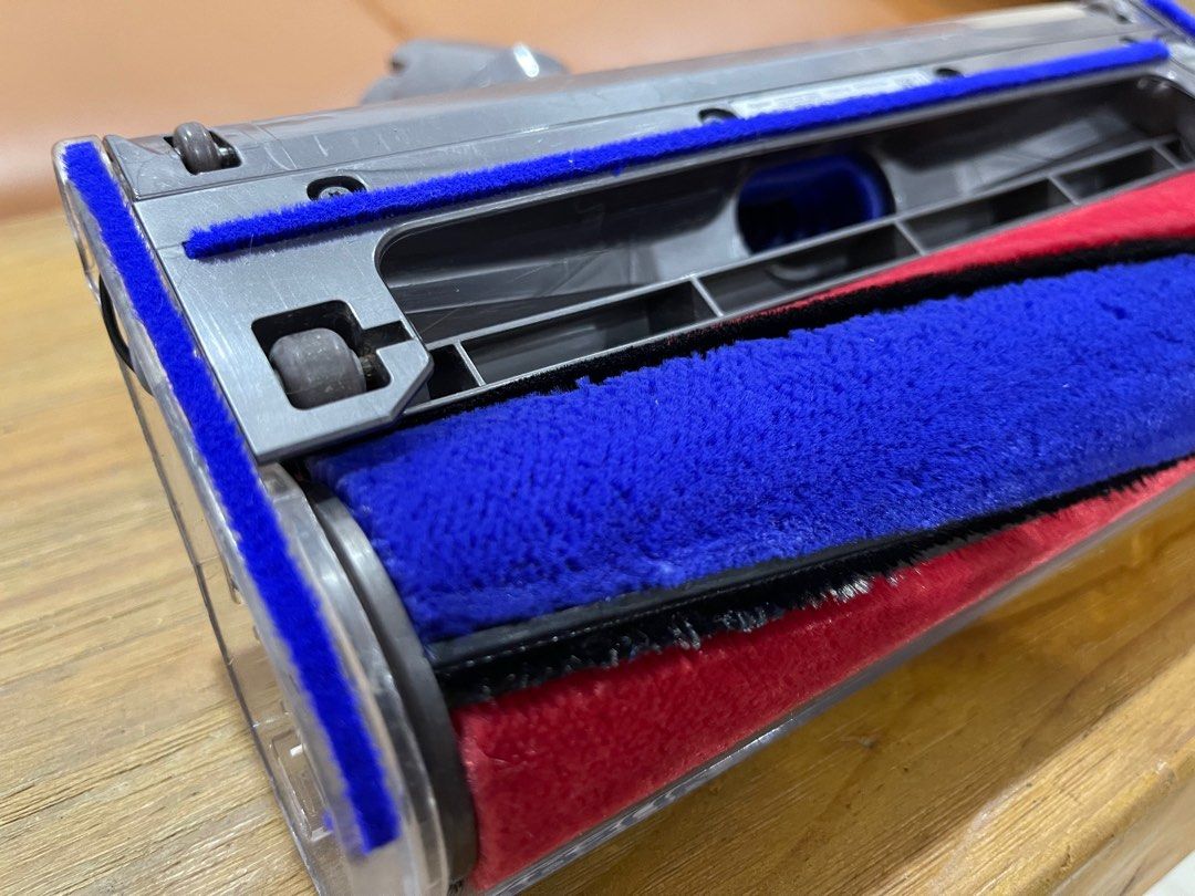 Refurb Dyson Fluffy Roller head V7 V8 V10 V11, TV & Home Appliances ...