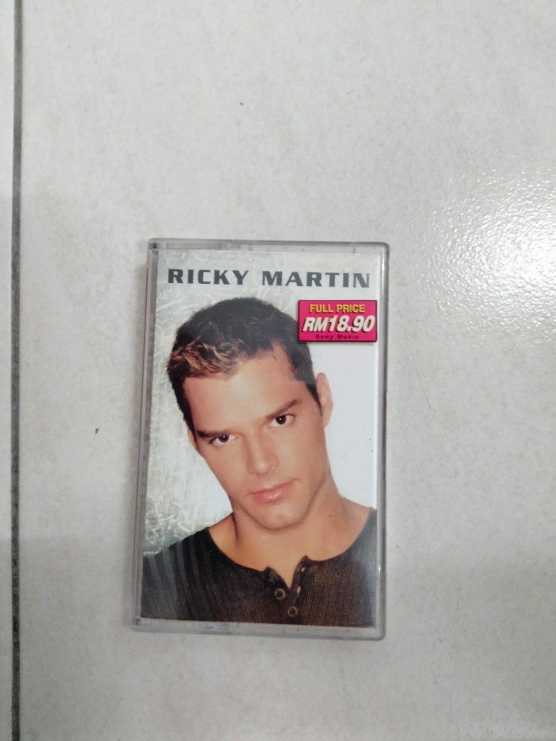 Ricky Martin songs original cassette, Hobbies & Toys, Music & Media ...