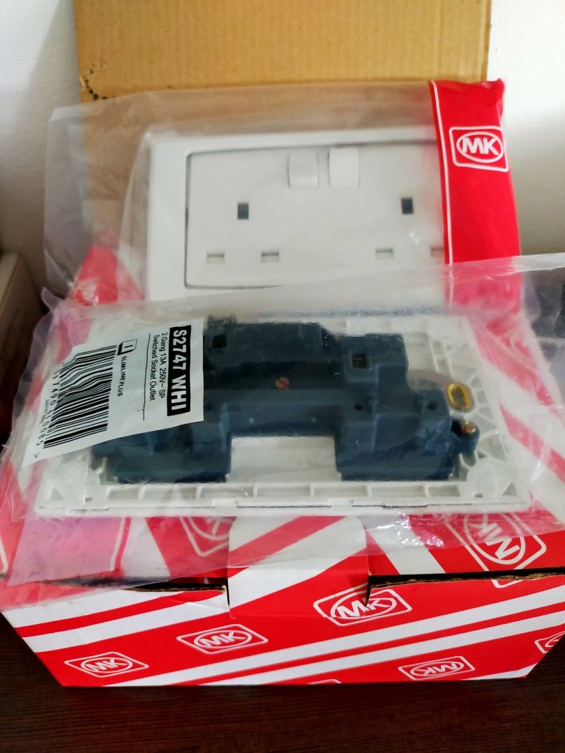 S2747 WHI MK Switch Sockets, TV & Home Appliances, Electrical, Adaptors & Sockets on Carousell