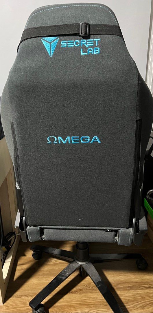 Secret lab Omega Gaming Chair, Furniture & Home Living, Furniture ...