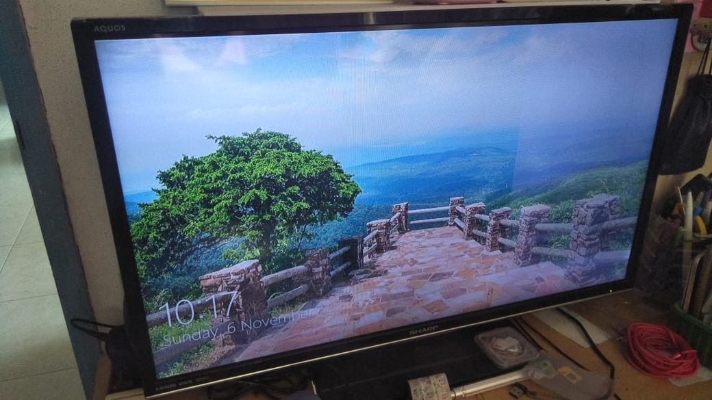 Sharp AQUOS 29", TV & Home Appliances, TV & Entertainment, TV on Carousell