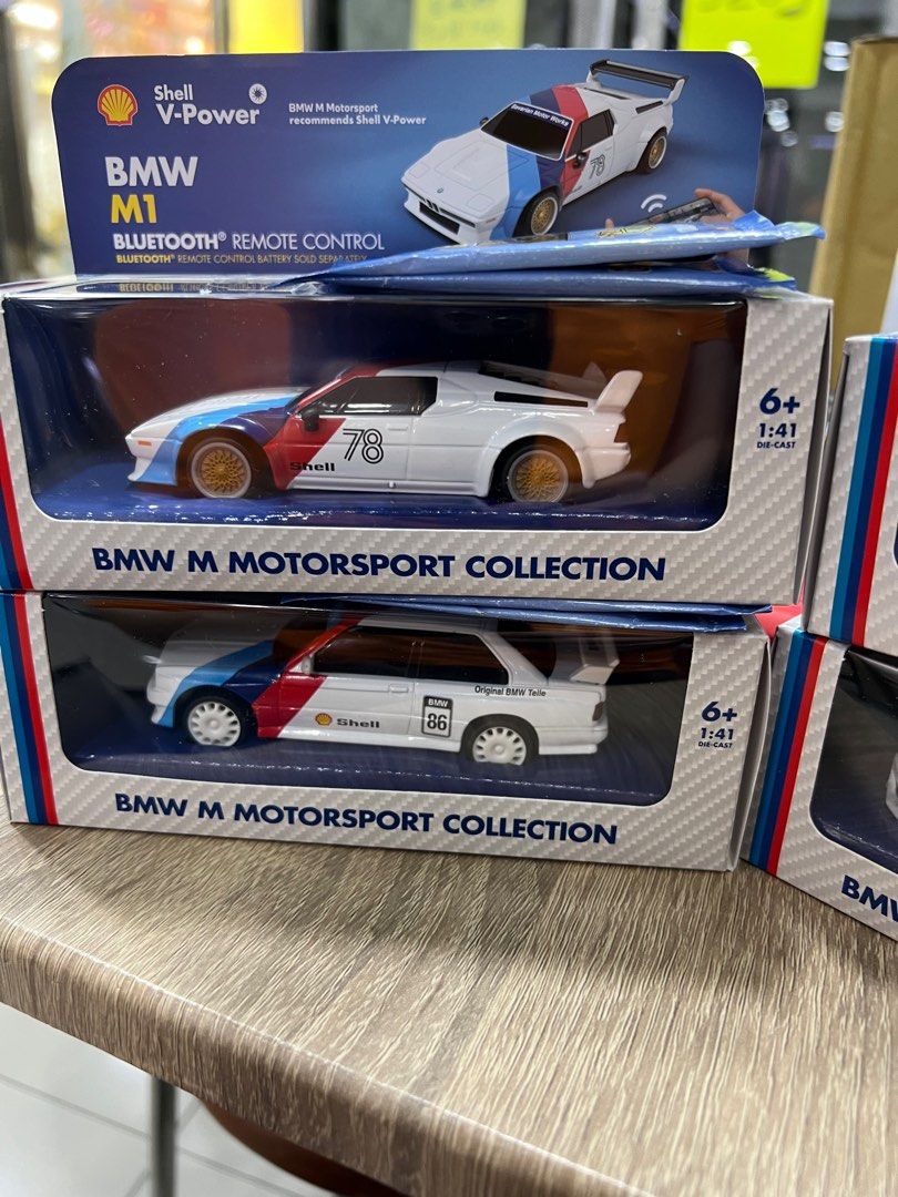 SHELL X BMW 遙控車 藍牙®遙控賽車系列 50週年珍藏版 1:41 M車系經典合金模型車 寶馬 M5 safety car 安全車 ...