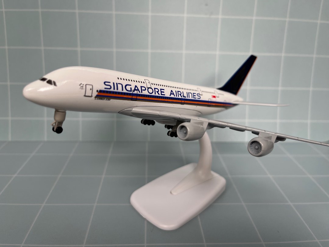 Singapore Airlines A380 model plane, Hobbies & Toys, Toys & Games on ...