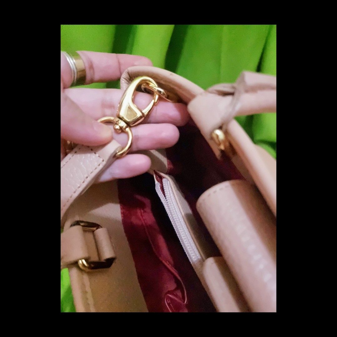 St. Scott London Two Way Standalone Bag, Luxury, Bags & Wallets on ...