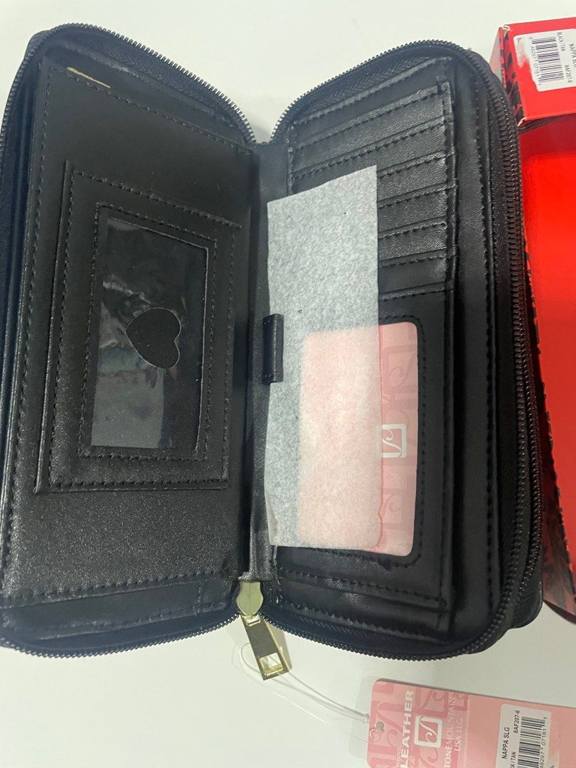 Stone Mountain Leather Wallet, Women's Fashion, Bags & Wallets, Wallets ...