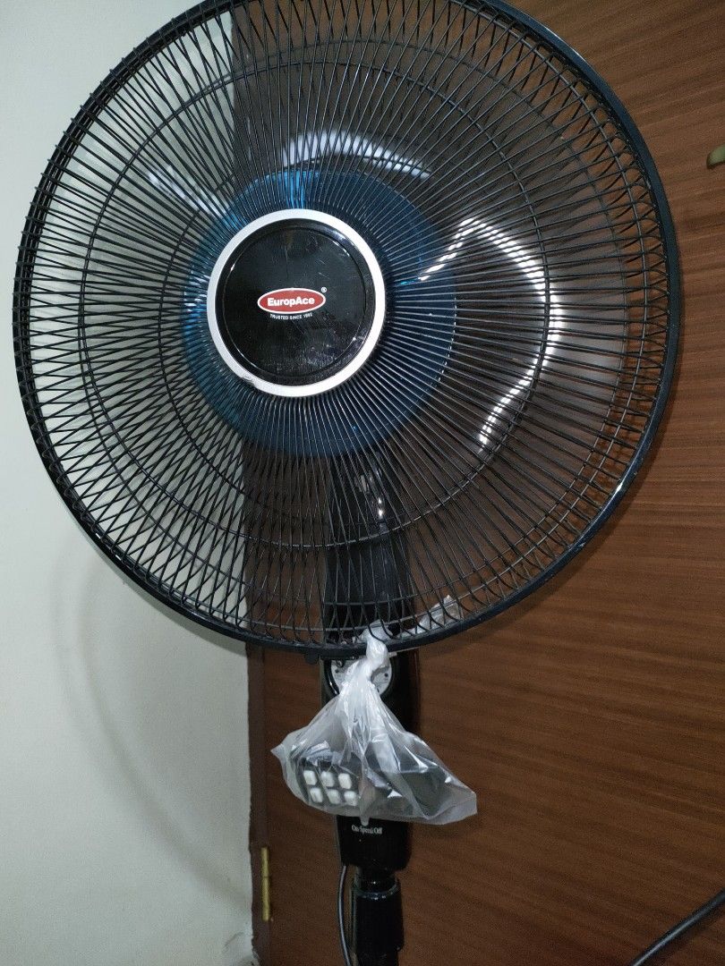 Strong ,remote&6blade, Europace fan , Europace standing fans , stand ...