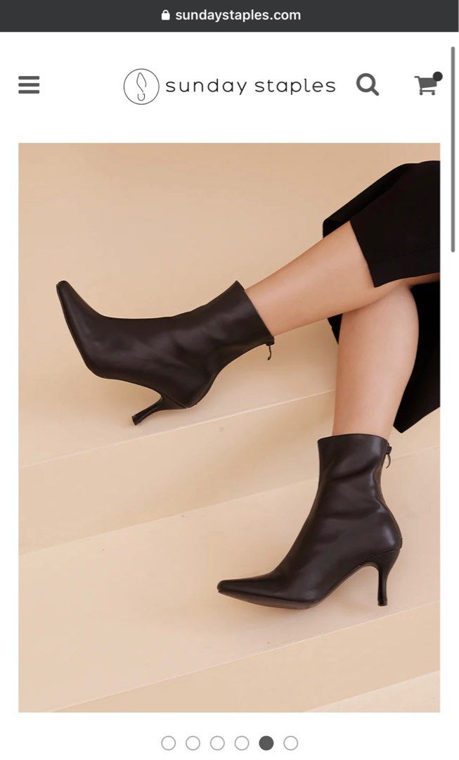 Sunday Staples boots, Women's Fashion, Footwear, Boots on Carousell