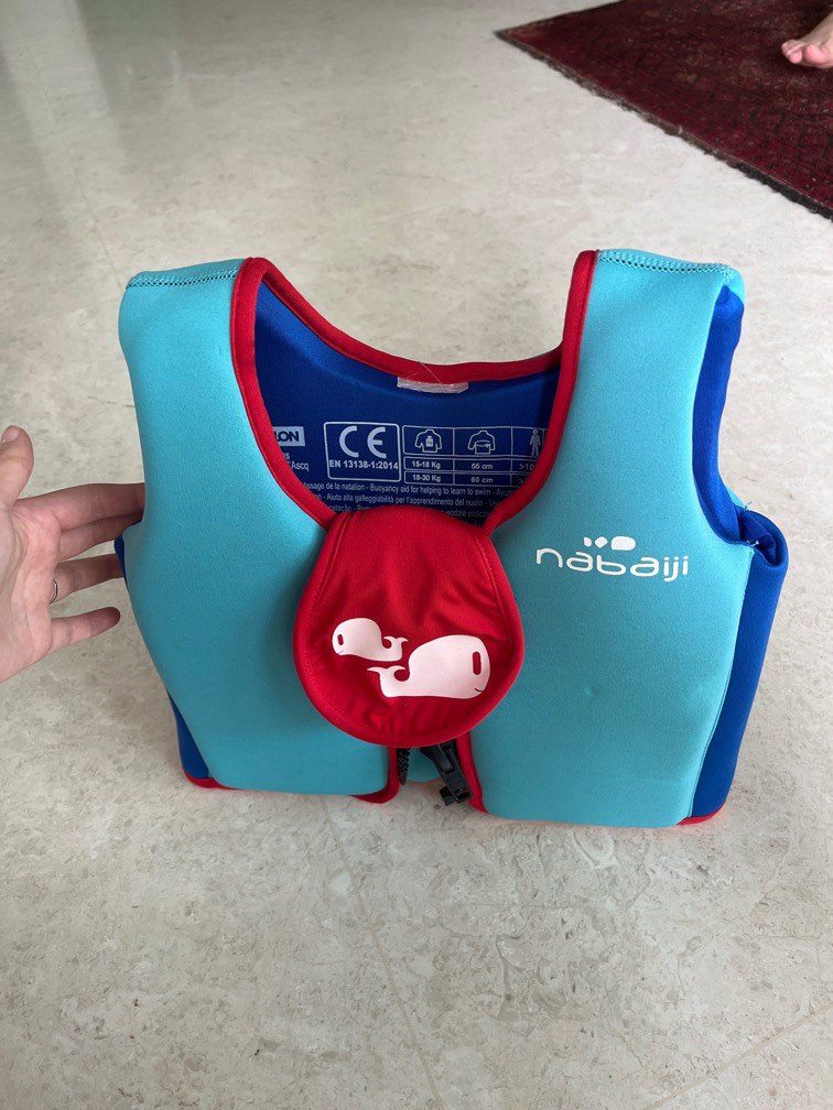 Swimming vest float with zip, Babies & Kids, Babies & Kids Fashion on ...