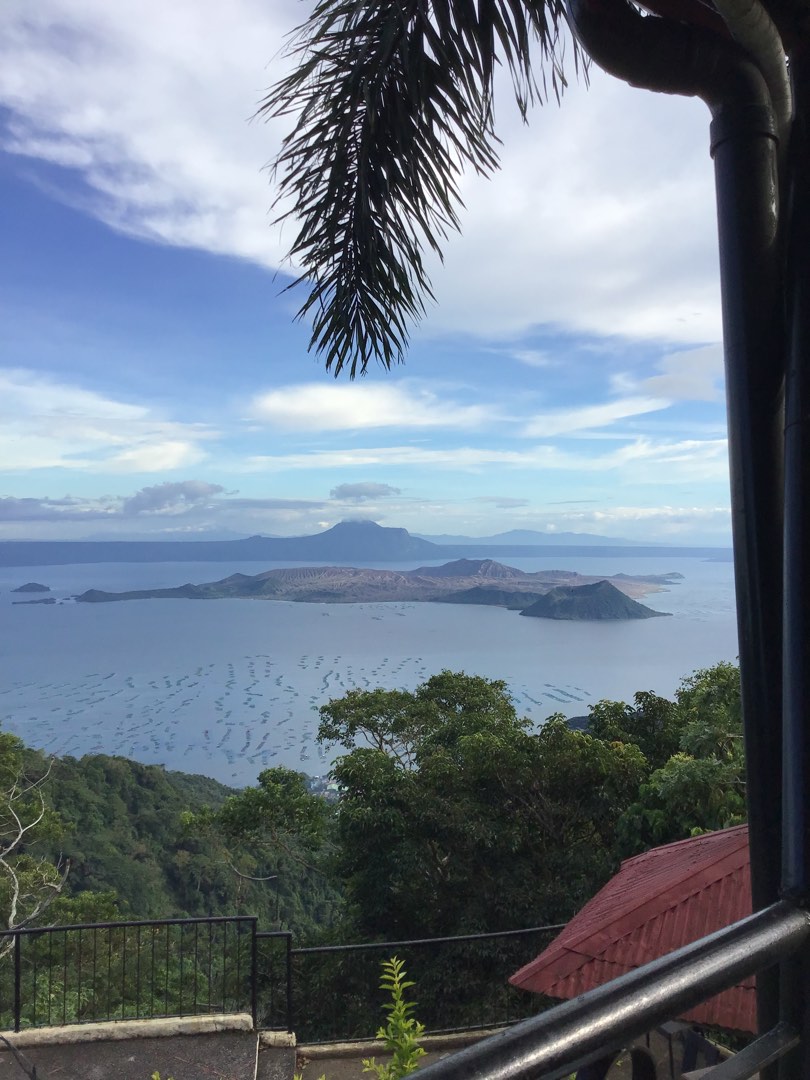 Tagaytay overlooking property, Property, For Sale, Lot on Carousell