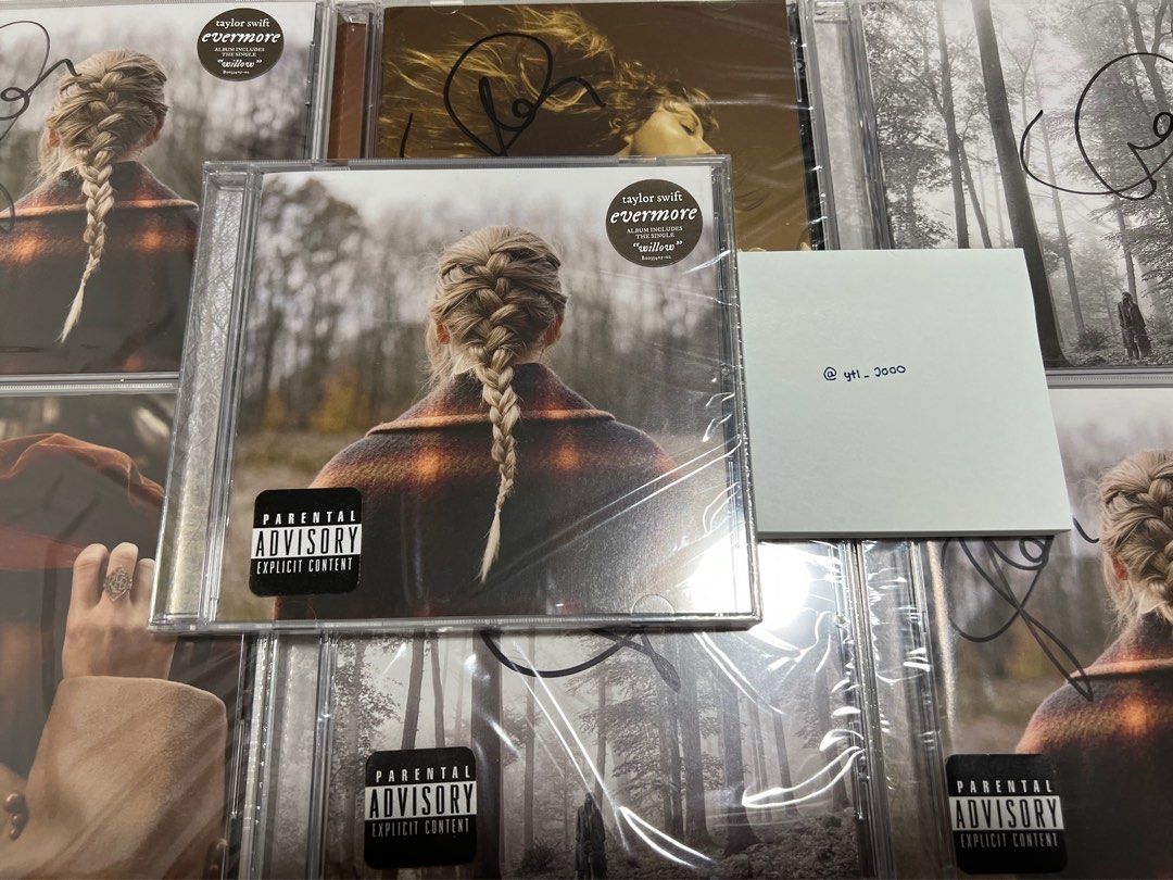 Taylor Swift Evermore CD (US Version), Hobbies & Toys, Music & Media ...