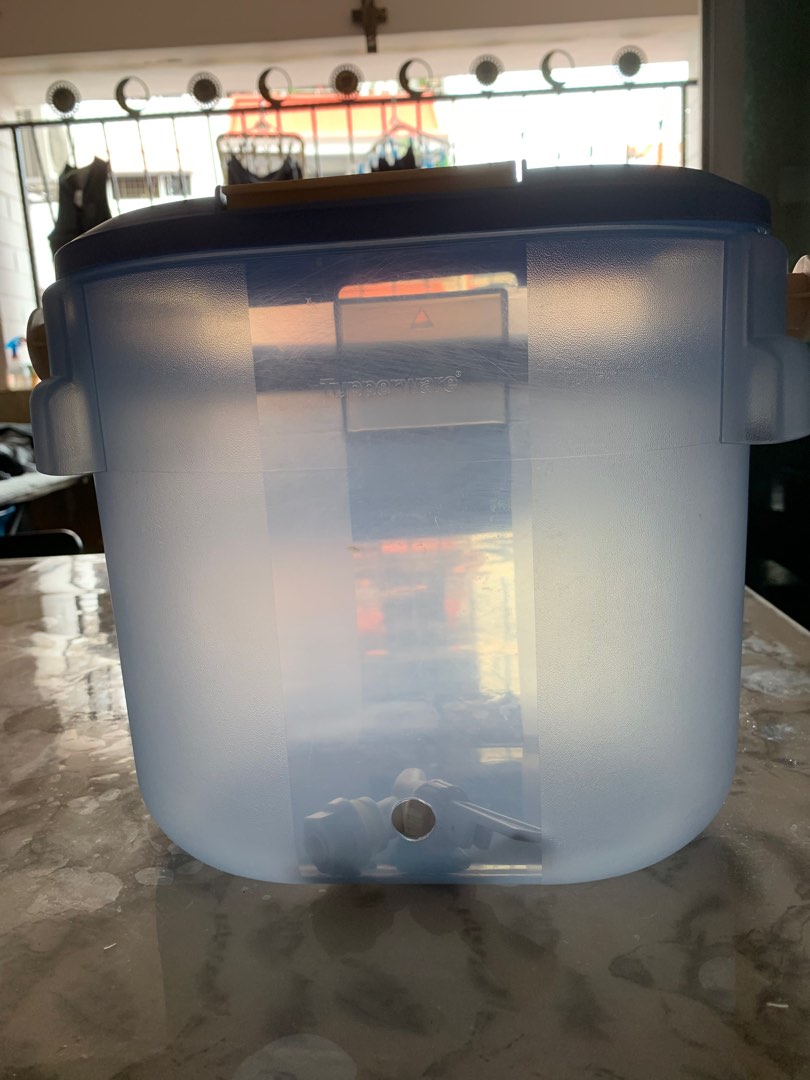 Tupperware Water Container, TV & Home Appliances, Kitchen Appliances ...
