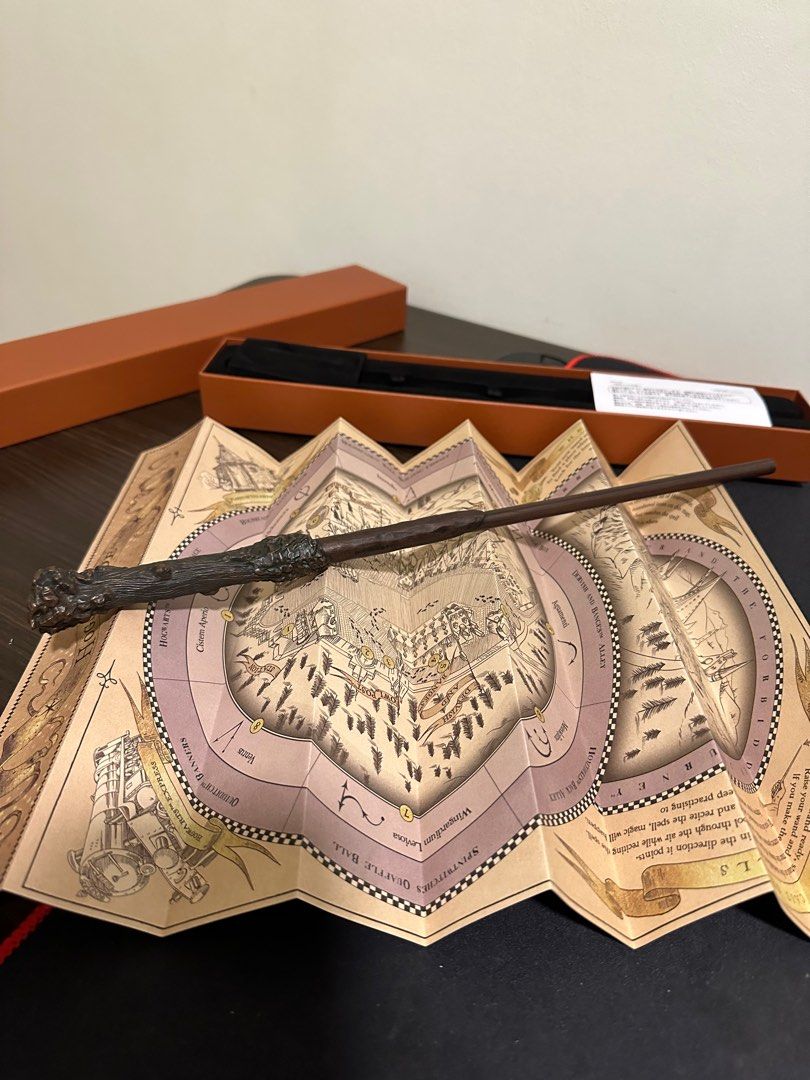 Universal Studios Japan Original Harry Potter Wand, Hobbies & Toys ...