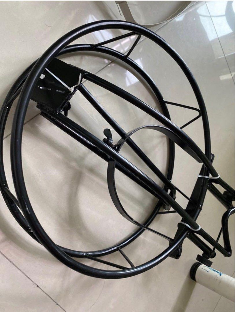 Veena or sitar stand, Hobbies & Toys, Music & Media, Musical ...