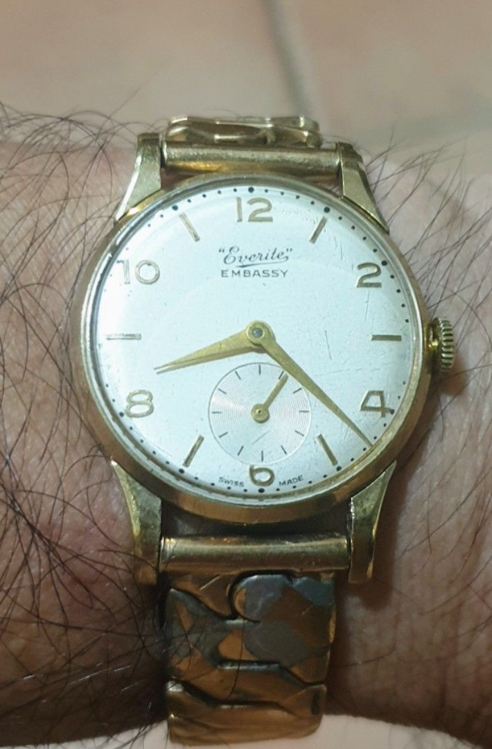 Vintage EVERITE 9ct gold watch, Hobbies & Toys, Memorabilia ...