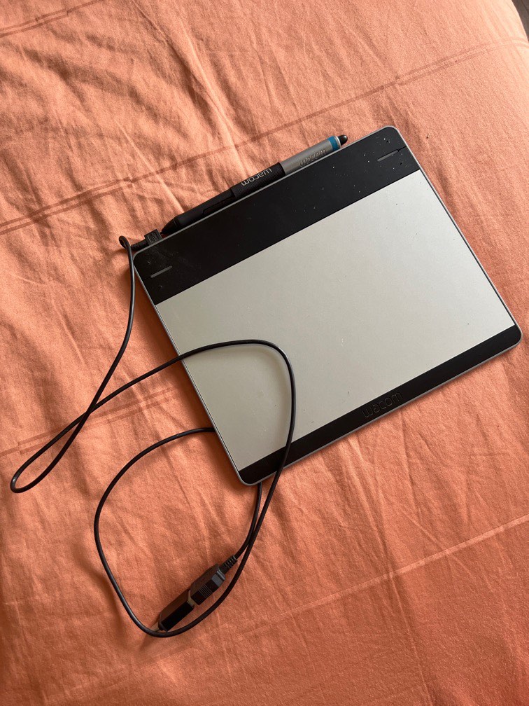 WACOM INTUOS pen & touch small, Computers & Tech, Parts & Accessories ...
